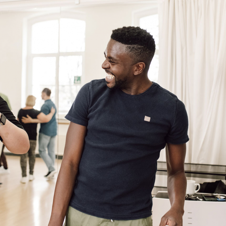 Romaric – TANZEN IN DORTMUND – Bachata, Kizomba, Salsa, Orientalisch, Reggaeton, Twerking